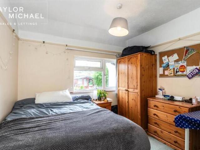 4 bedroom terraced house for rent in Hawkhurst Road, Brighton, BN1