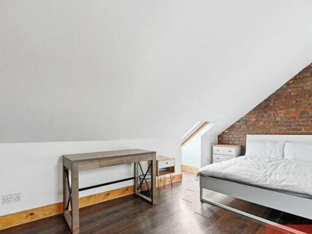 4 Bedroom Terraced House For Rent In Harlesden