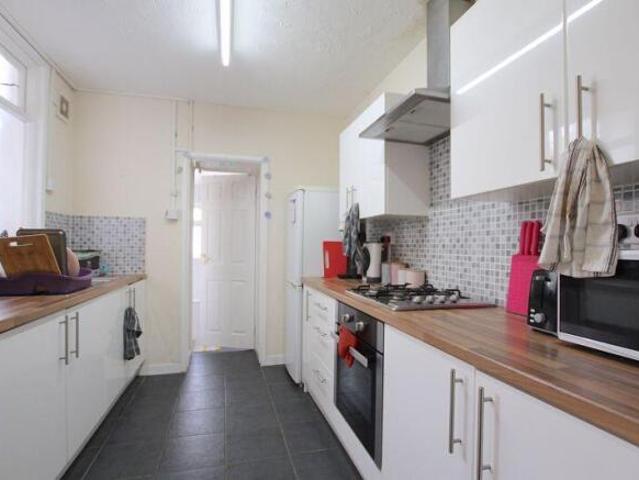4 bedroom terraced house for rent in Harriet Street, Cardiff, CF24