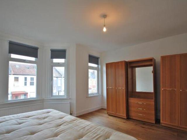 4 Bedroom Terraced House For Rent In Harrin Ladder
