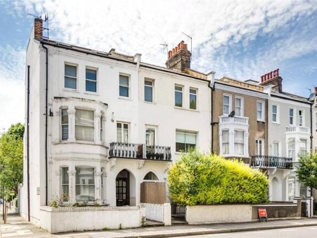 4 bedroom terraced house for rent in Harwood Road, Fulham Broadway, SW6