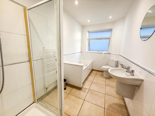4 bedroom terraced house for rent in Hart Street, Nottingham, Lenton Nottingham, NG7