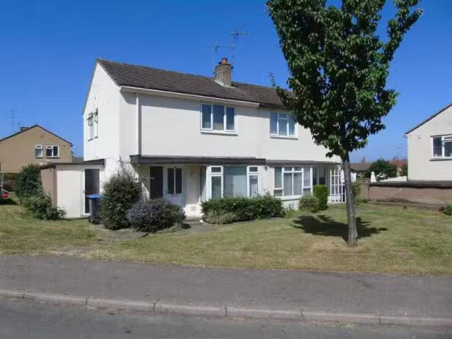 4 bedroom terraced house for rent in Haseldine Meadows, Hatfie.