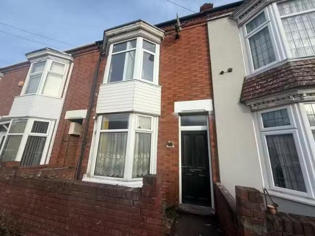 4 bedroom terraced house for rent in Hudson Street, LOUGHBOROU.