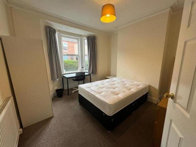 4 bedroom terraced house for rent in Humber Avenue, Coventry, CV1