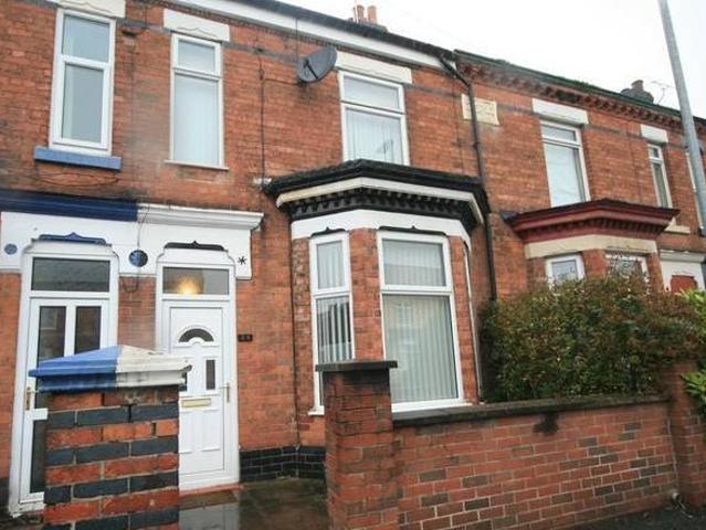 4 bedroom terraced house for rent in Hungerford Avenue Crewe CW1