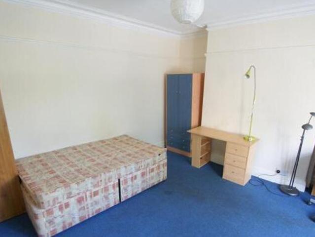 4 Bedroom Terraced House For Rent In Hyde Park