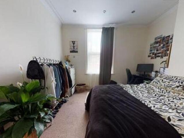 4 Bedroom Terraced House For Rent In Hyde Park