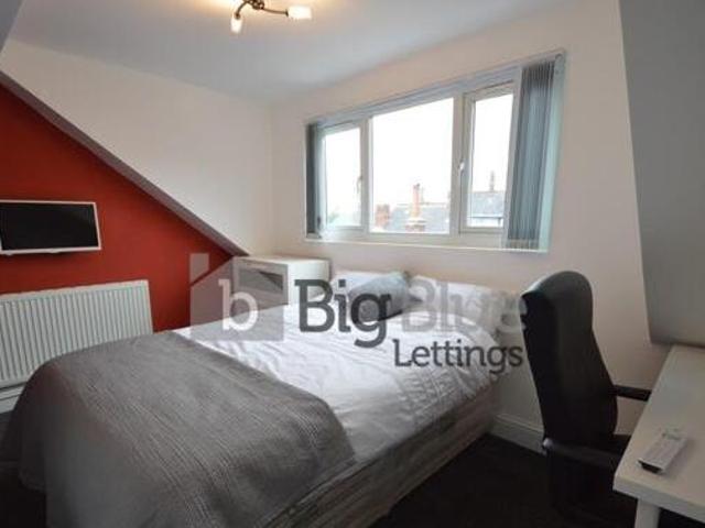 4 Bedroom Terraced House For Rent In Hyde Park