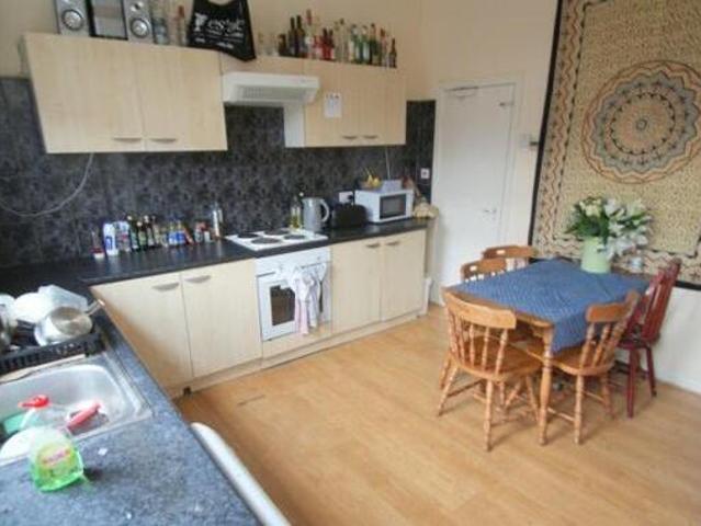 4 Bedroom Terraced House For Rent In Hyde Park