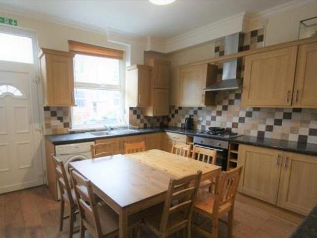 4 Bedroom Terraced House For Rent In Hyde Park