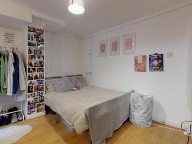 4 Bedroom Terraced House For Rent In Hyde Park
