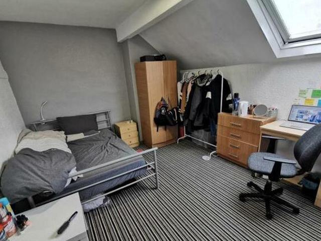 4 Bedroom Terraced House For Rent In Hyde Park