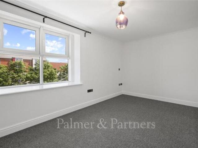 4 bedroom terraced house for rent in Jamestown Boulevard, Ipswich, Suffolk, IP2