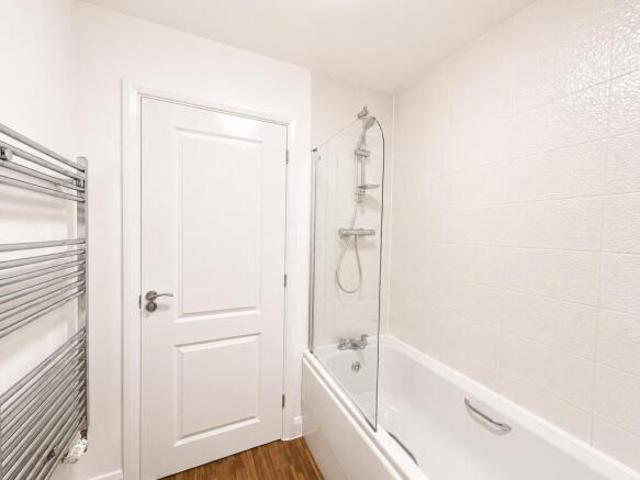 4 bedroom terraced house for rent in Oak Tree Close, Stapleton, Bristol, BS16