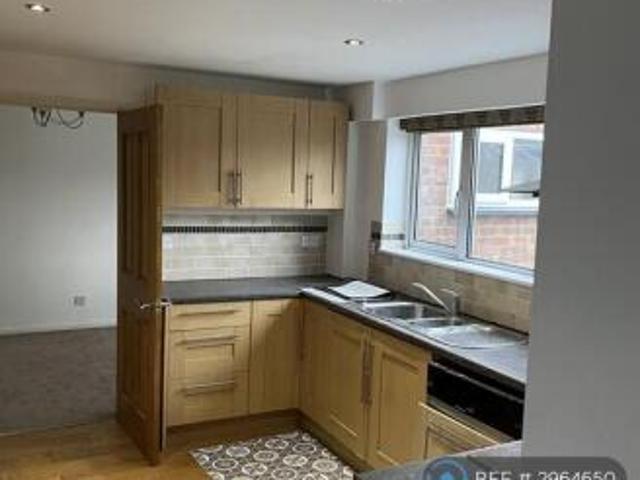 4 bedroom terraced house for rent in Lovatt Drive, Bletchley, Milton Keynes, MK3