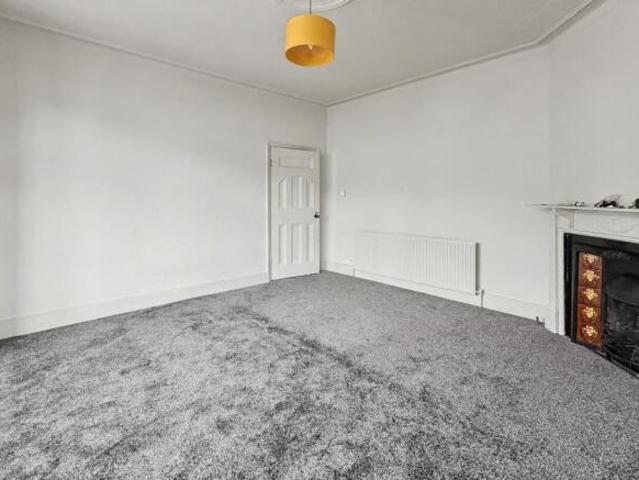 4 bedroom terraced house for rent in Lovelace Avenue, Southend On Sea, Essex, SS1