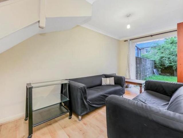 4 bedroom terraced house for rent in Lockesfield Place, isle of dogs, London, E14