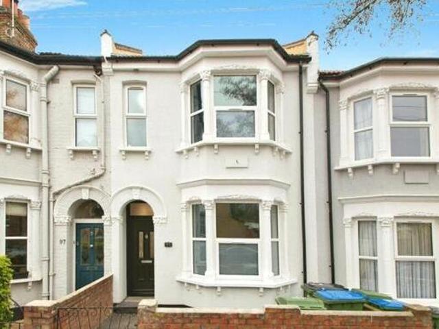 4 Bedroom Terraced House For Rent In London