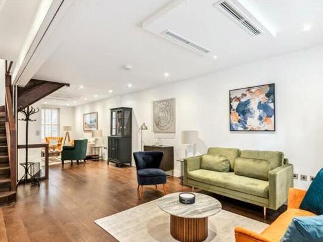 4 Bedroom Terraced House For Rent In London