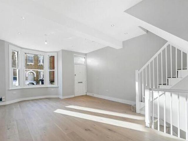 4 Bedroom Terraced House For Rent In London
