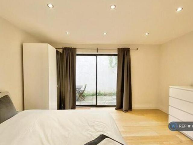 4 Bedroom Terraced House For Rent In London