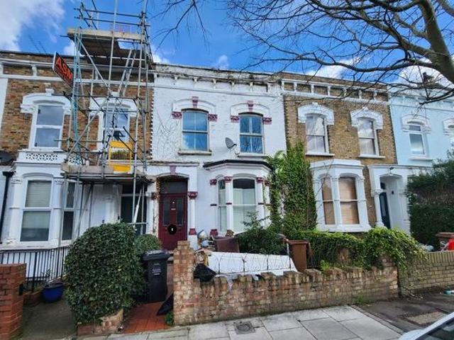 4 Bedroom Terraced House For Rent In London