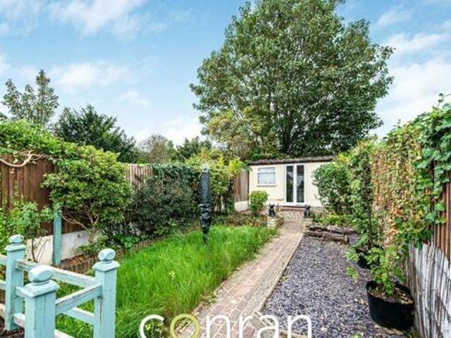 4 Bedroom Terraced House For Rent In London