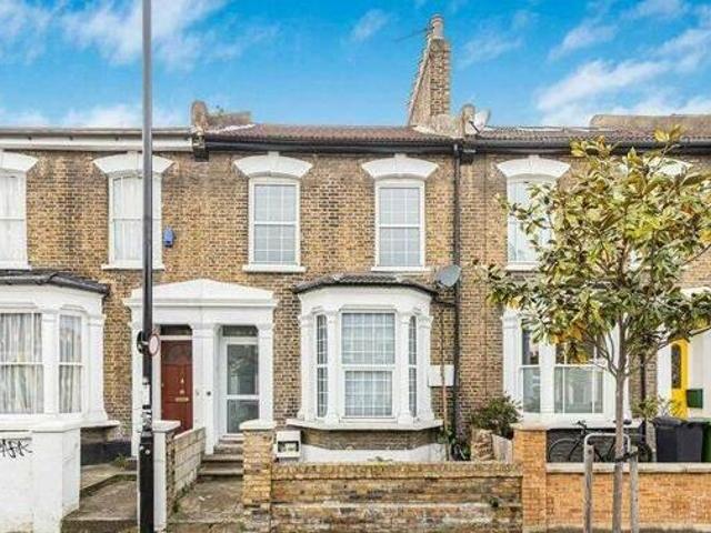 4 Bedroom Terraced House For Rent In London