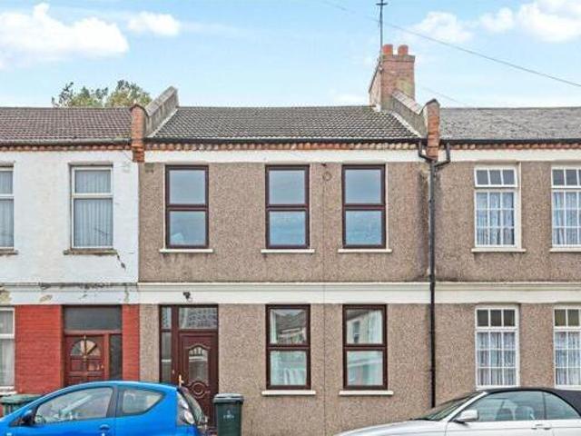 4 Bedroom Terraced House For Rent In London