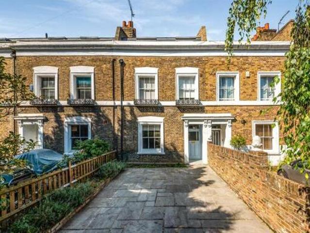 4 Bedroom Terraced House For Rent In London