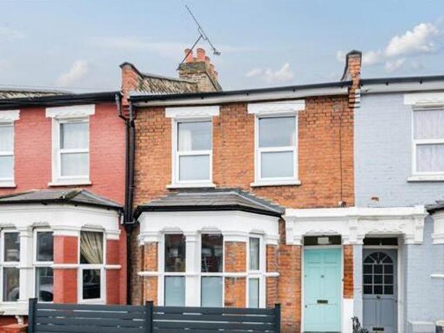 4 Bedroom Terraced House For Rent In London