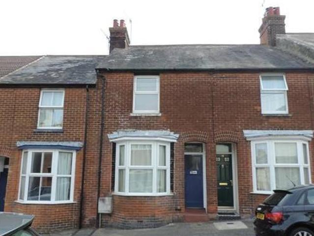 4 bedroom terraced house for rent in Lancaster Road Canterbury Kent CT1