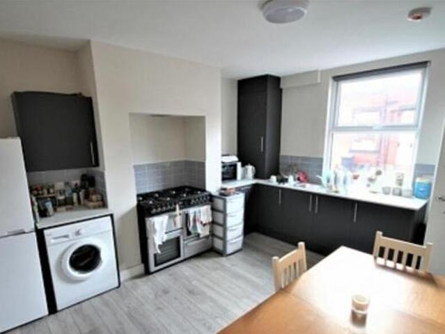 4 Bedroom Terraced House For Rent In Leeds, West Yorkshire