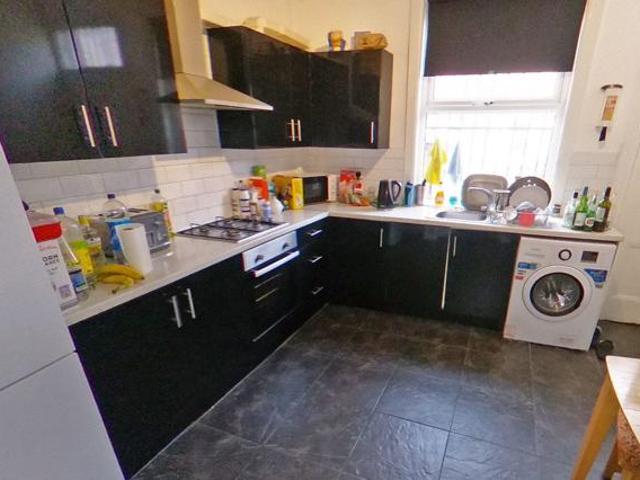 4 Bedroom Terraced House For Rent In Leeds, West Yorkshire