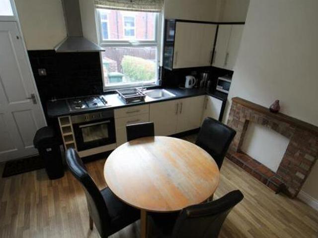 4 Bedroom Terraced House For Rent In Leeds, West Yorkshire