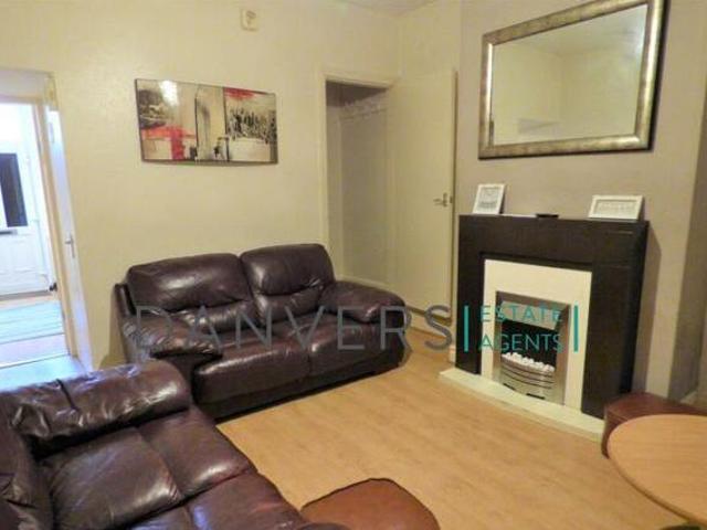 4 Bedroom Terraced House For Rent In Leicester
