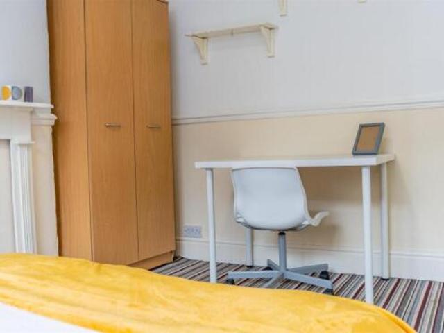 4 bedroom terraced house for rent in Leslie Road, Edgbaston, B16