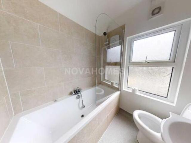 4 bedroom terraced house for rent in Lincoln Avenue, Lipson, PL4