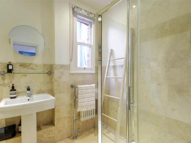 4 bedroom terraced house for rent in Mountfield Gardens, Tunbridge Wells, Kent, TN1