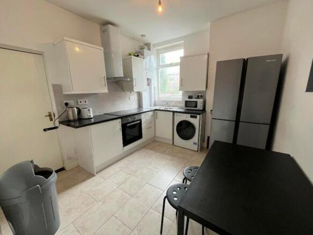 4 bedroom terraced house for rent in Monica Grove, Manchester, Greater Manchester, M19