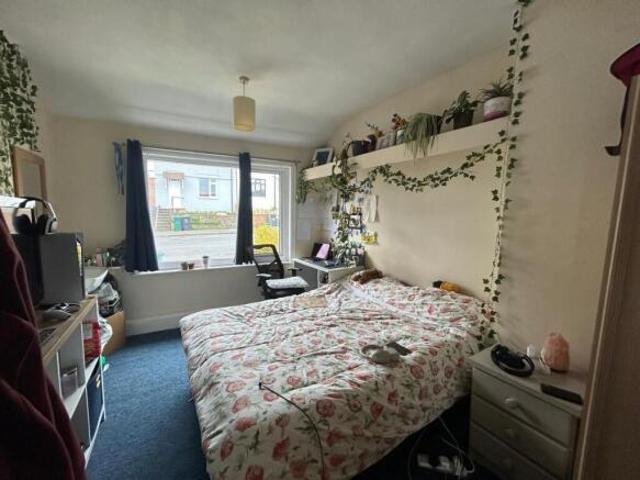 4 bedroom terraced house for rent in Mafeking Road, Brighton, BN2