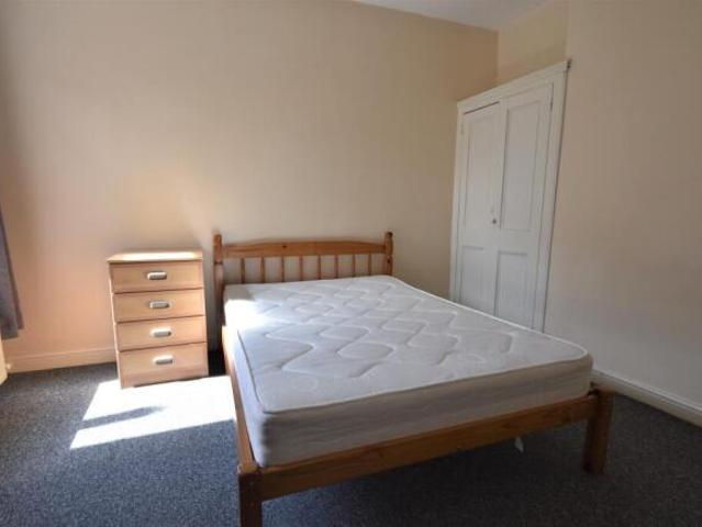 4 bedroom terraced house for rent in Margate Road, Southsea, Hampshire, PO5