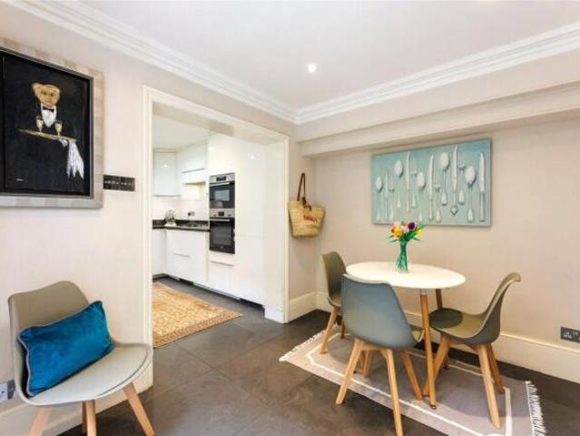 4 bedroom terraced house for rent in Margaretta Terrace, Chelsea, London, SW3