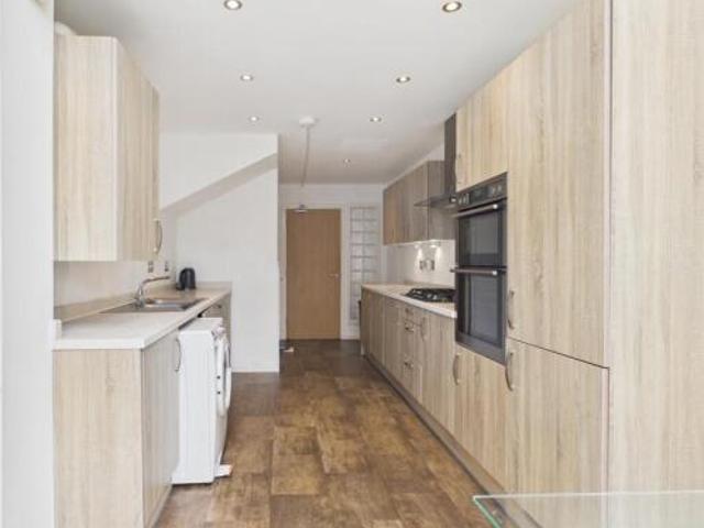 4 bedroom terraced house for rent in Meadow Road, Salford, Manchester, M7