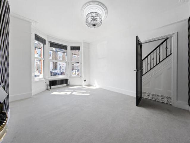 4 bedroom terraced house for rent in Mitcham Road, East Ham, Newham, London, E6