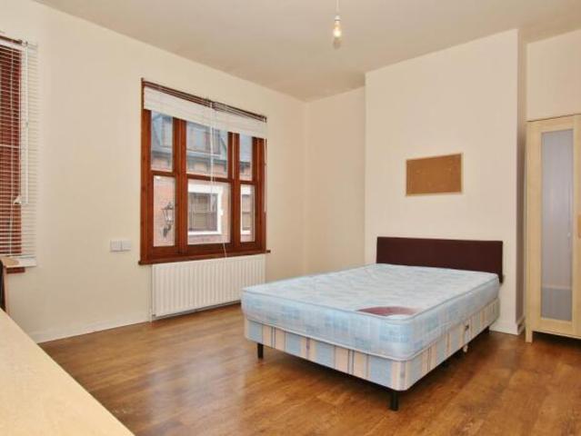 4 bedroom terraced house for rent in Mill Hill Lane, LE2 1AH, LE2