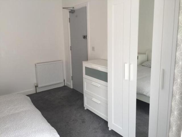 4 bedroom terraced house for rent in Milton Road, Southampton, SO15