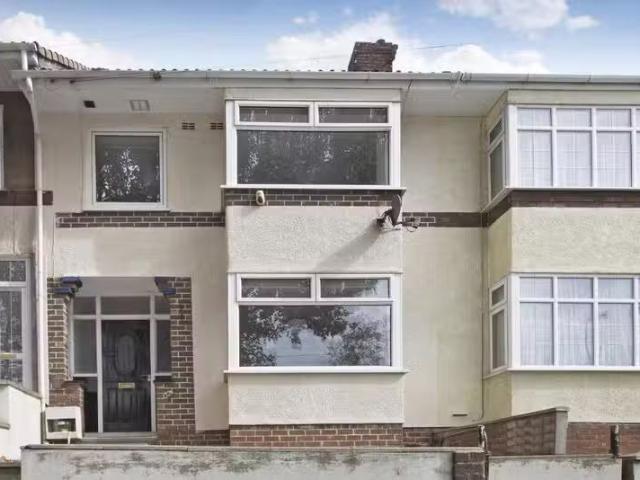 4 bedroom terraced house for rent in Muller Road, Eastville, B.