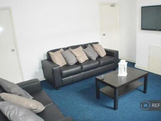 4 Bedroom Terraced House For Rent In Nottingham